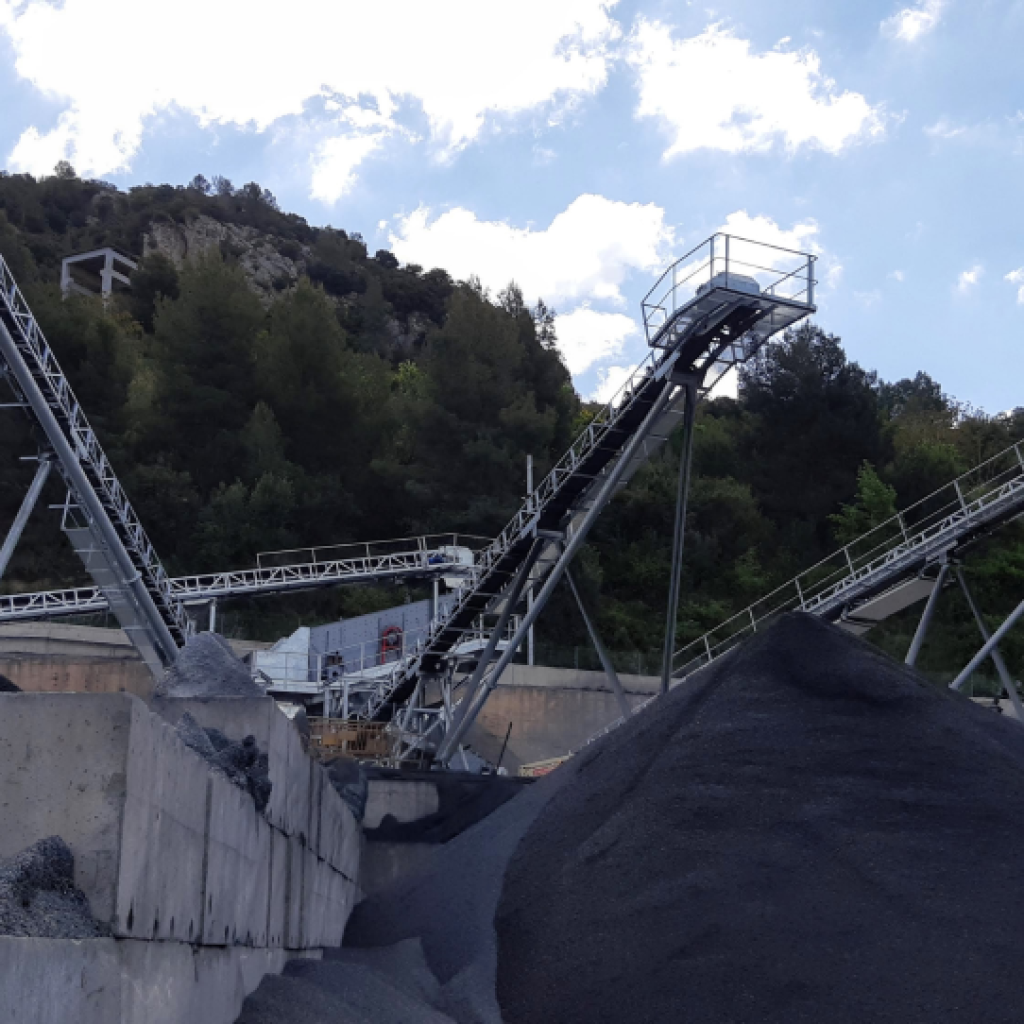 Black Steel Aggregate